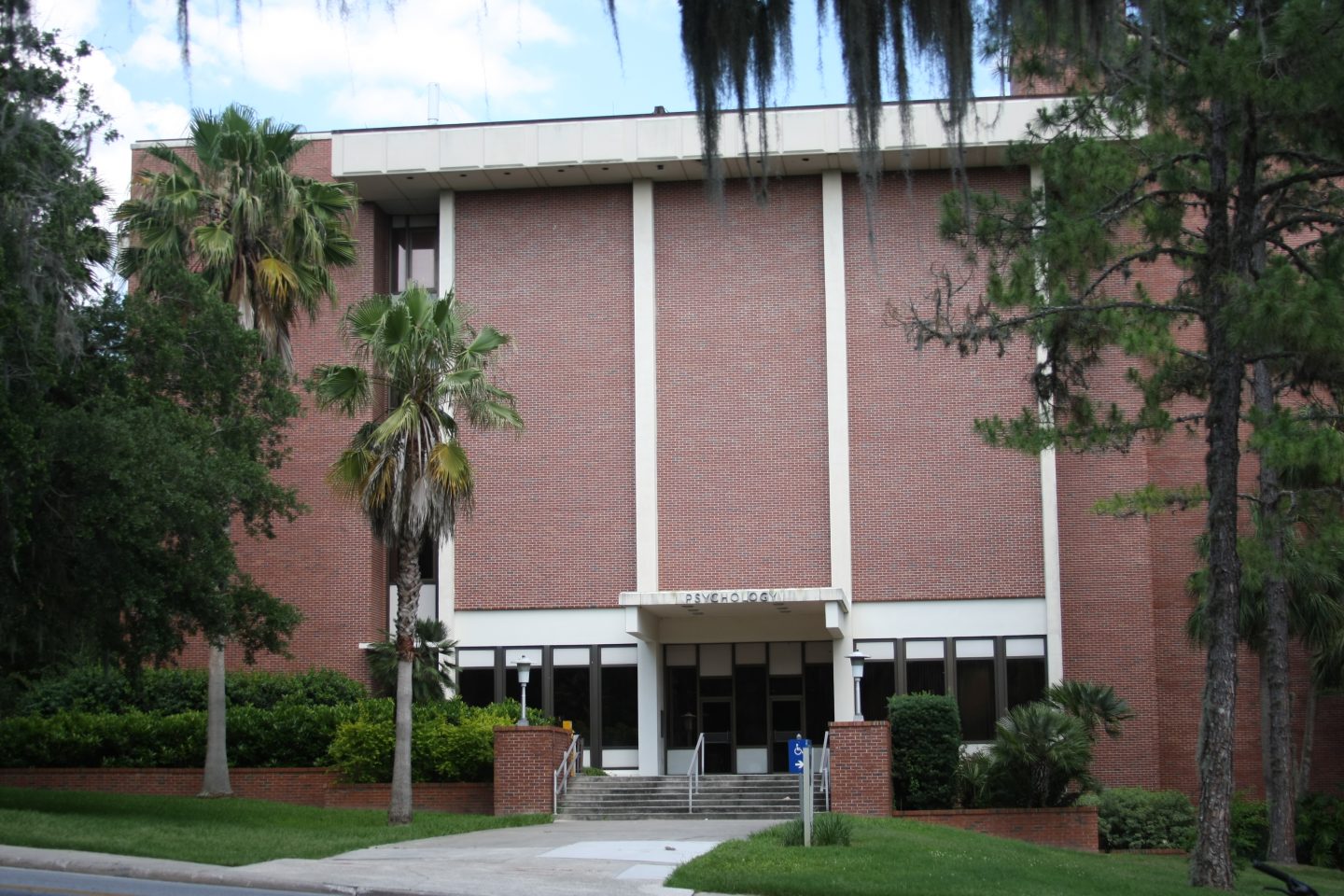 Social-Cognitive and Affective Development Lab - Ebner Lab